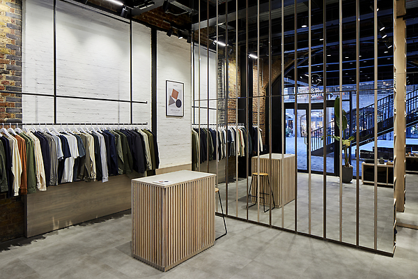 Chris Snook . Commercial